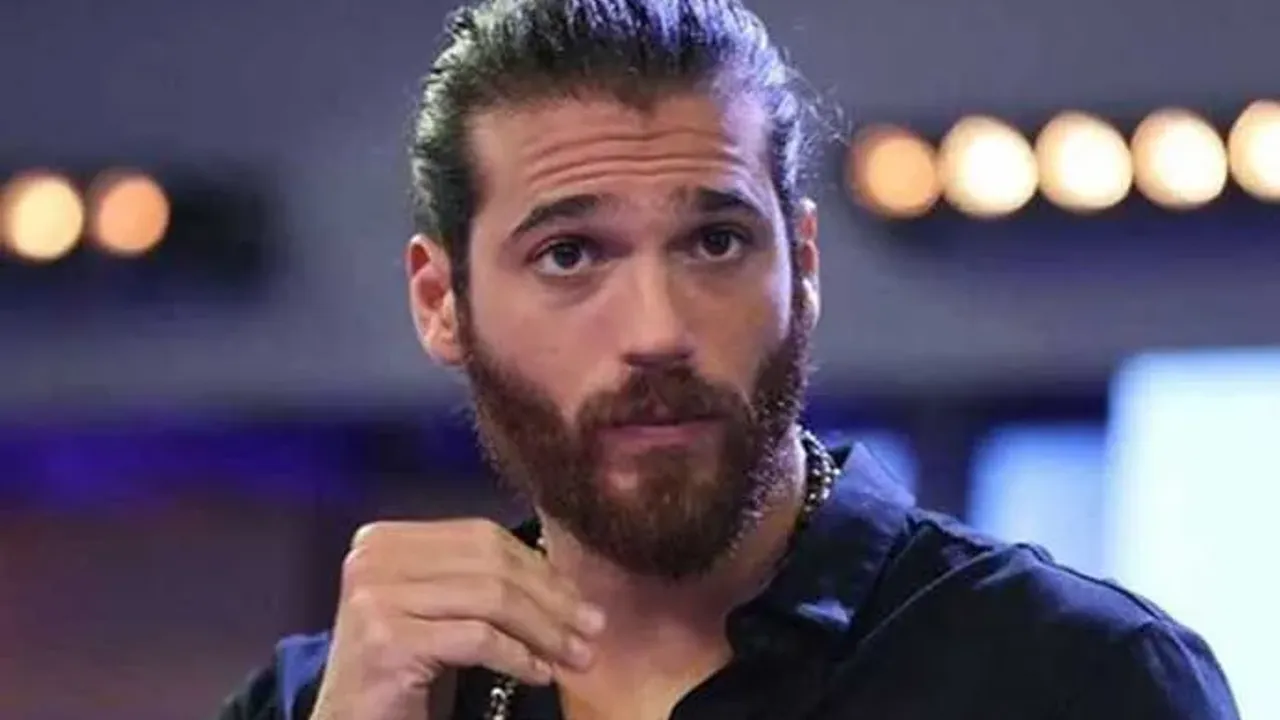 Can Yaman kırmızı halıda sevgilisi ile öyle bir poz verdi ki! - İzmir Haberleri