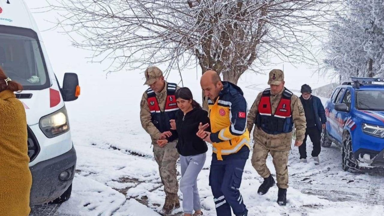 AFAD’dan 38 ilde kar operasyonu: 22 bin personel ve 7 bin araç sahada ...