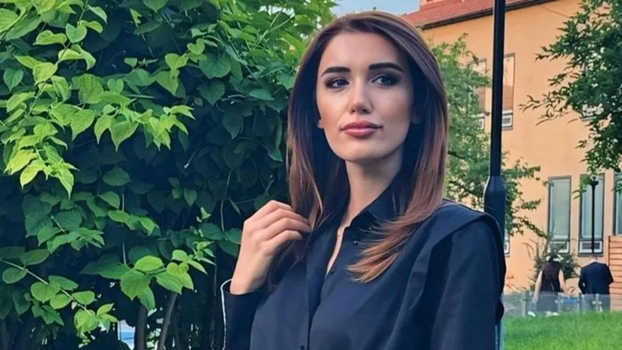 Ecem Toplar kimdir? Ömer Çelik'in evleneceği Ecem Toplar kaç yaşında ve ...