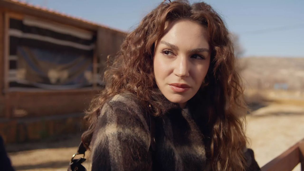 Sahra Şaş kimdir evli mi? Uzak Şehir'in Nare'si Sahra Şaş nereli? Sevgilisi kim? - İzmir Haberleri